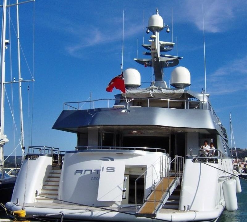 Yacht ANTALIS, Baglietto | CHARTERWORLD Luxury Superyacht Charters